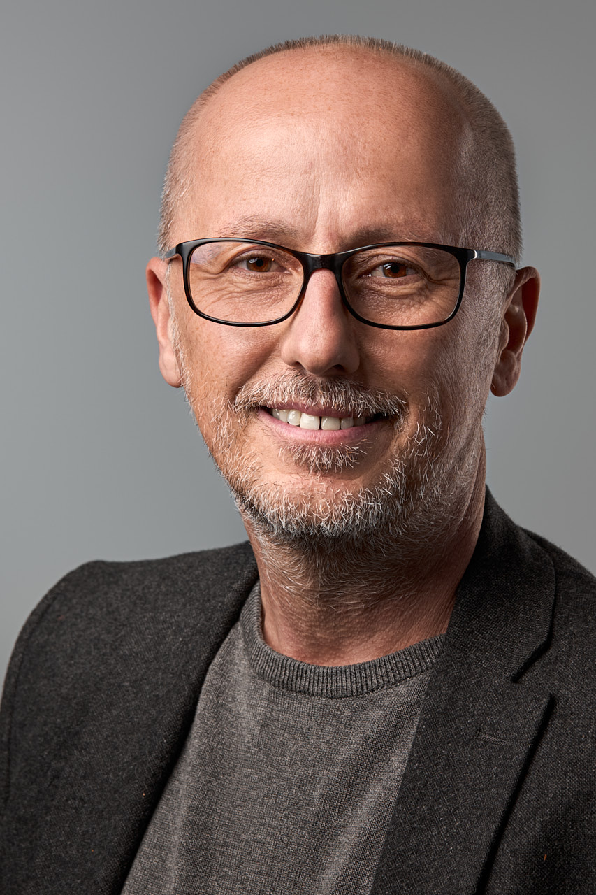 Univ-Prof. Dr.-Ing. Thomas Mussenbrock – Chair of Applied ...